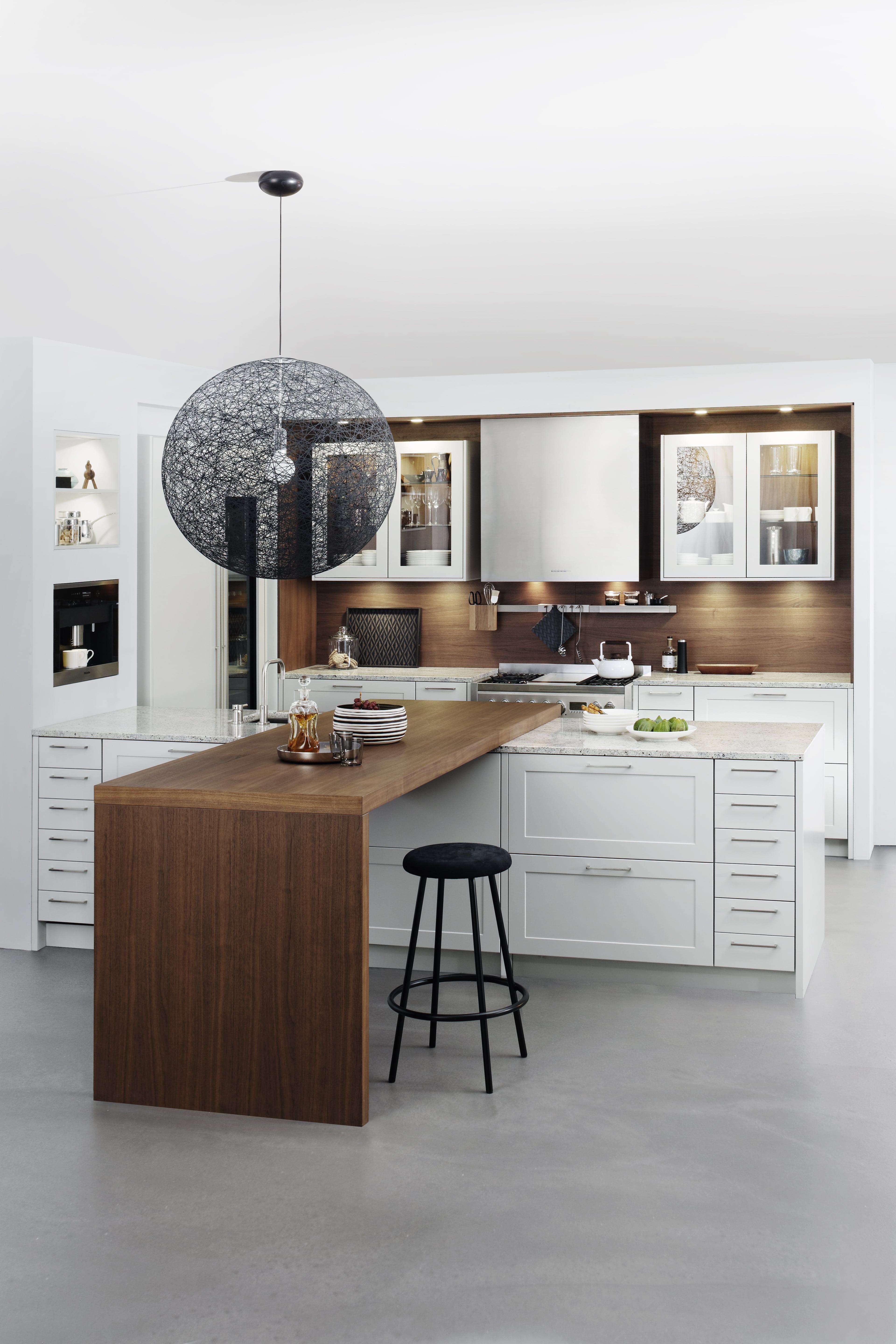 Modern Kitchens | Contact Elan Kitchens | LEICHT Kitchen Design Studio