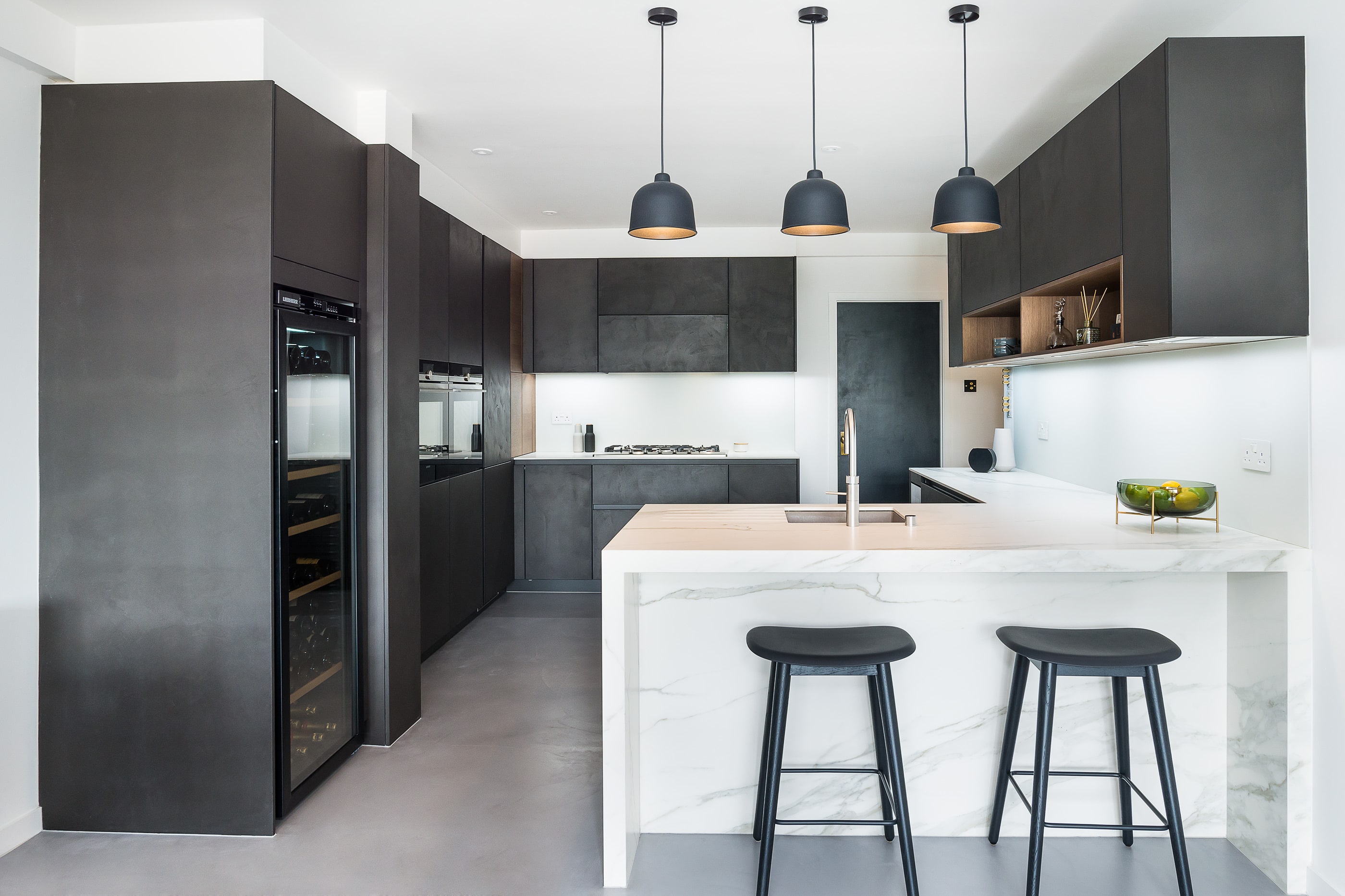 Modern Handleless Kitchen in Angel, London | Elan Kitchens